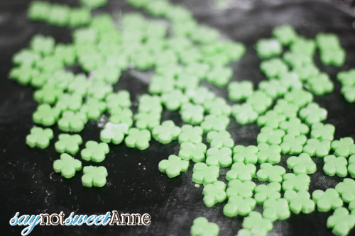 DIY Clover mints & Tin