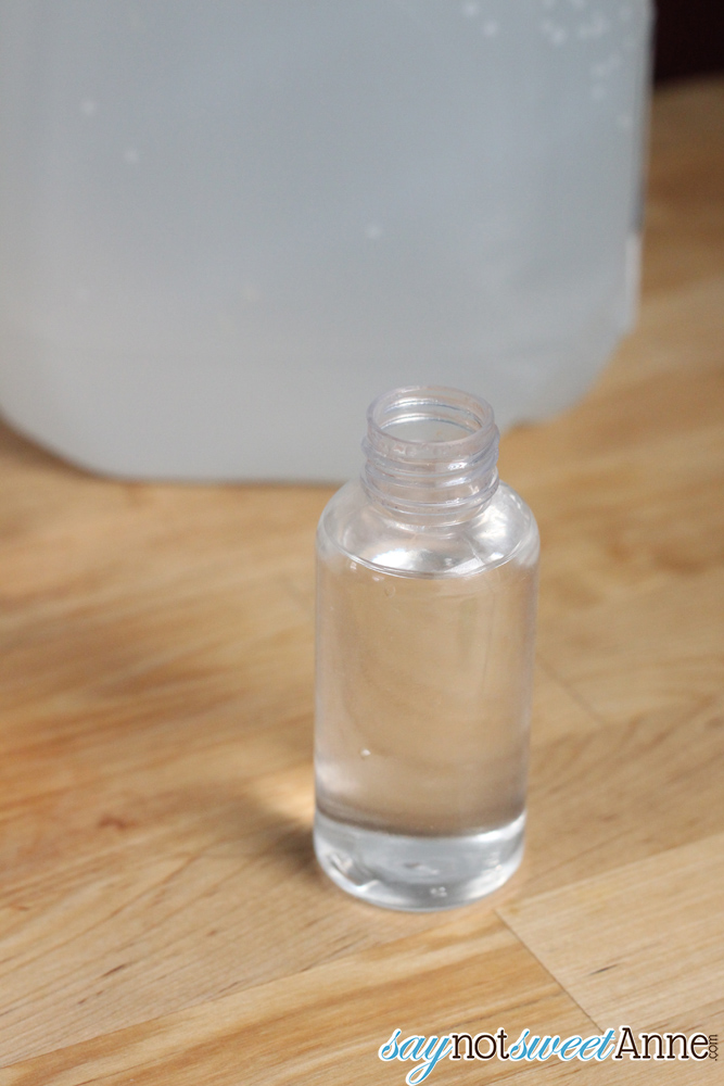 DIY Screen Cleaner - Sweet Anne Designs