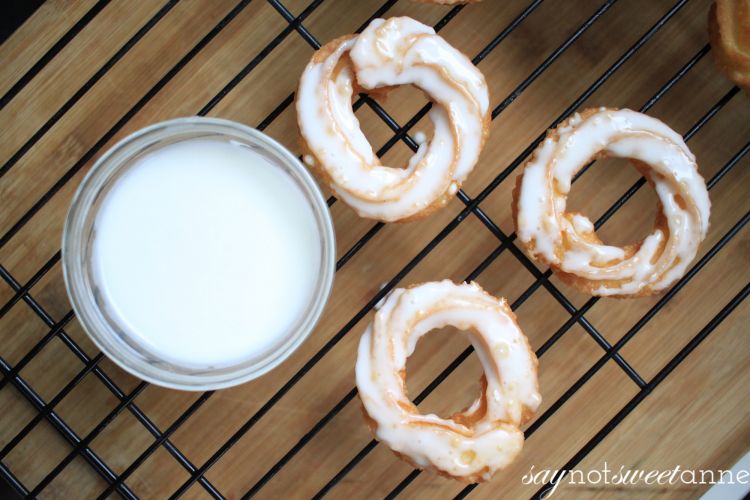 Simplified Easy French Cruller How to and Recipe - Sweet Anne Designs